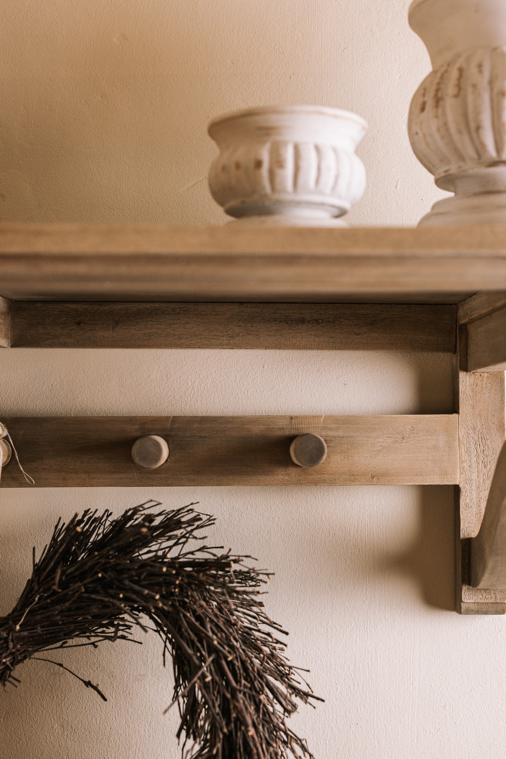 Maggie Wooden Shelf With Hooks – Silver Mushroom
