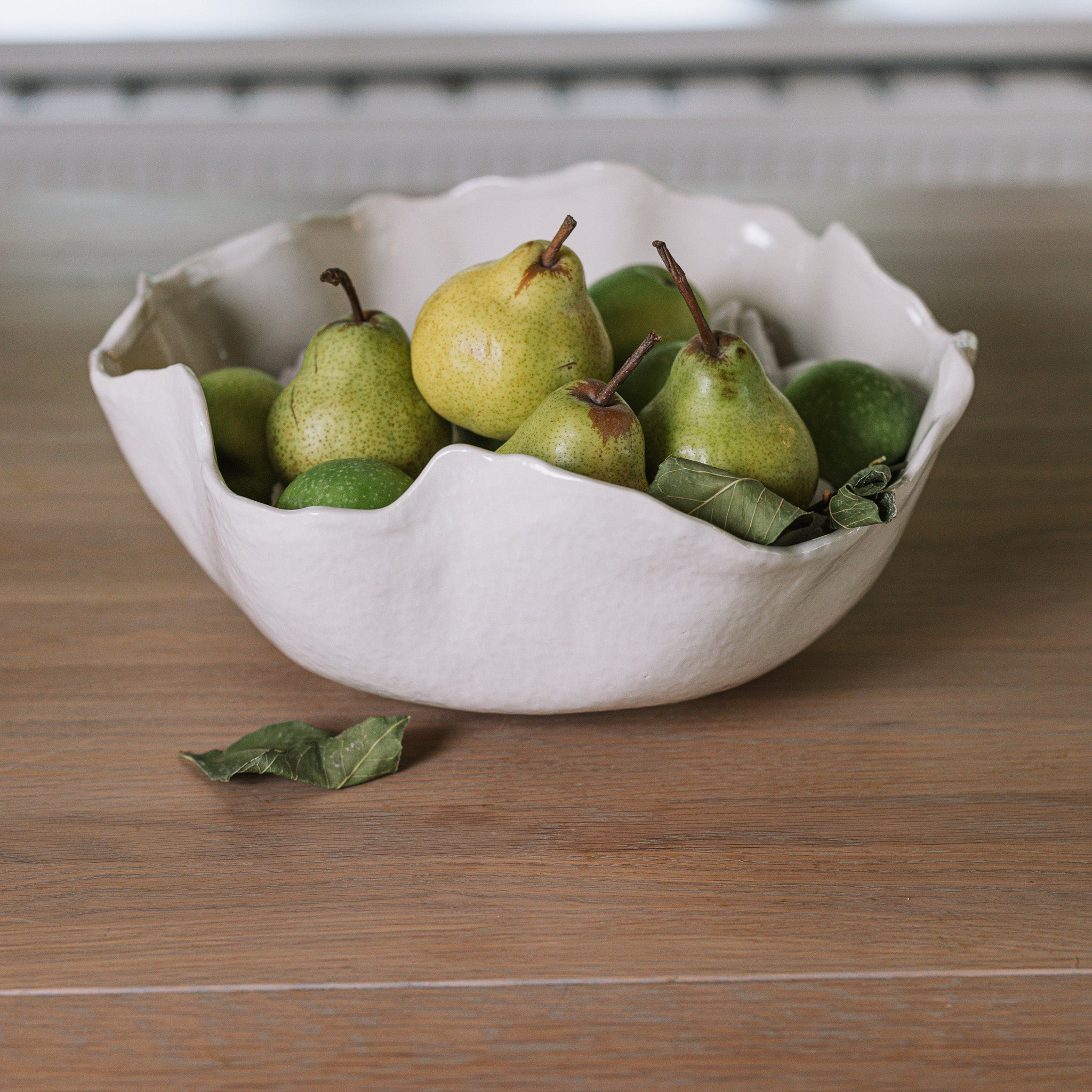 Wendy Wavy Ceramic Bowl – Silver Mushroom