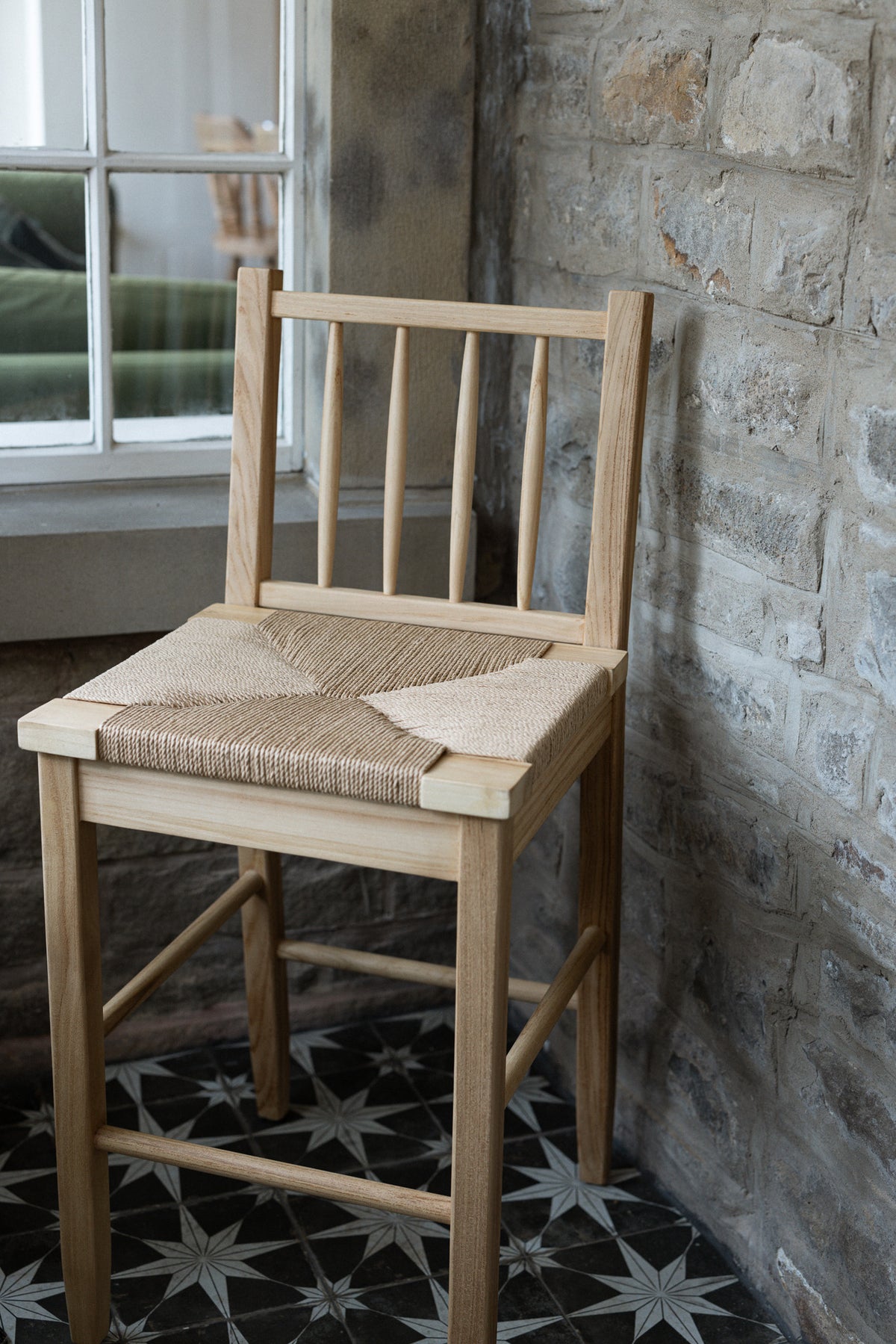 Farmhouse Rattan Bar Stool – Silver Mushroom